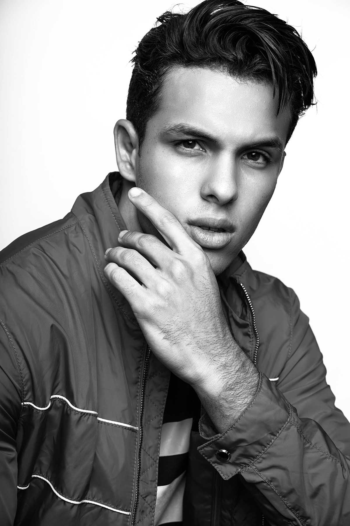 ENSAIO: Matheus Fajardo por Malcolm Joris para Brazilian Male Model