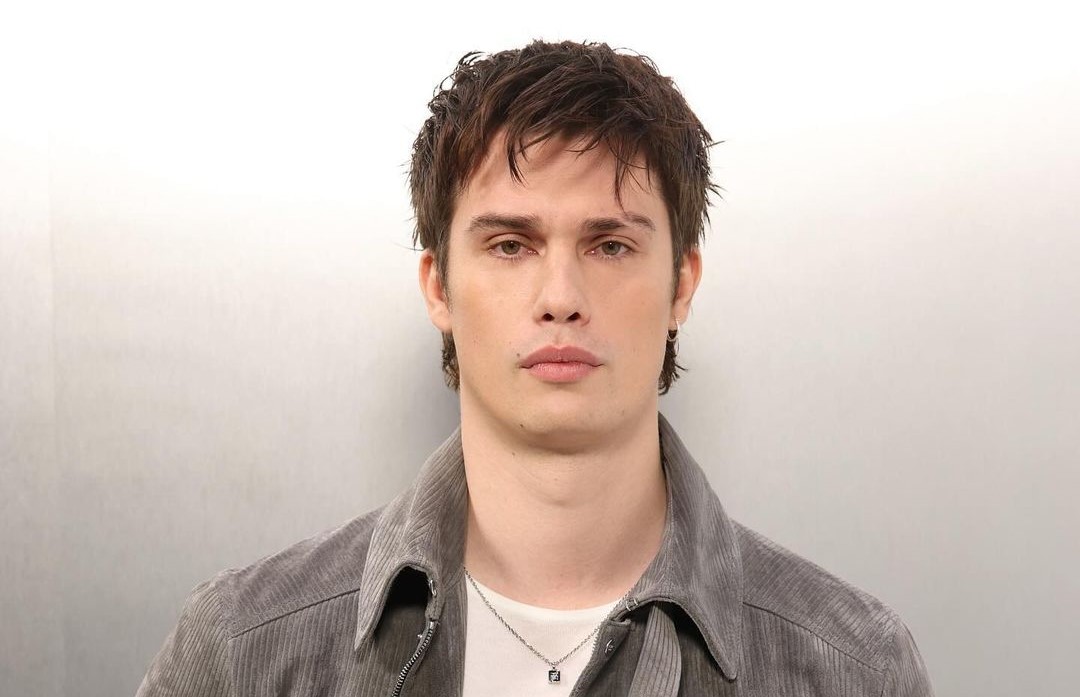 Nicholas Galitzine quer fugir de papéis de príncipe: 'Hora de mostrar ...