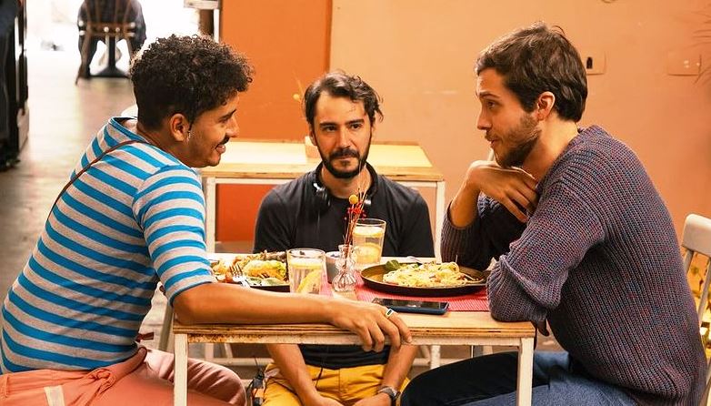 Filme romântico '13 Sentimentos', de Daniel Ribeiro, estreia na TV este mês